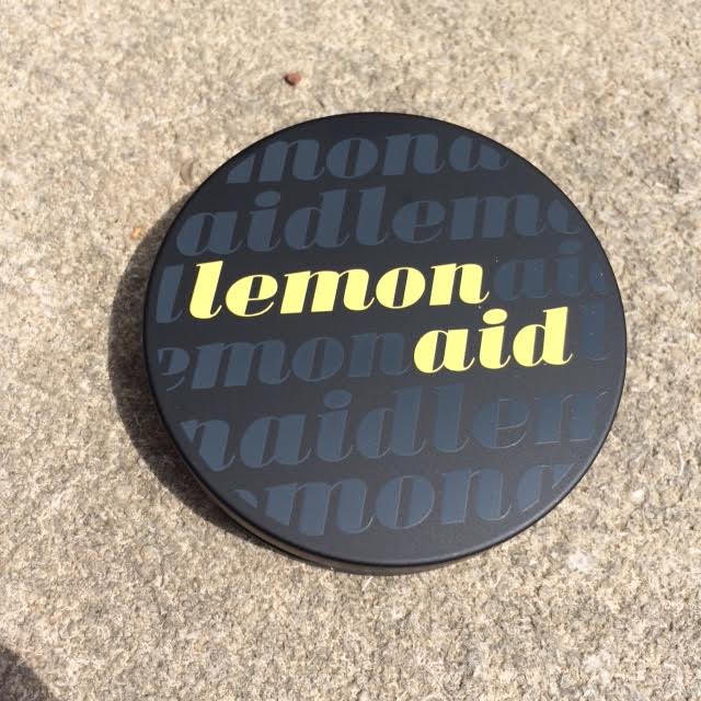Benefit Lemon Aid Color Correcting Eyelid Primer Review – QUEEN OF THE ...